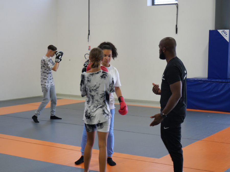 Stage de kick-boxing japonais (K1) au gymnase Jesse-Owens - 19/08 ...